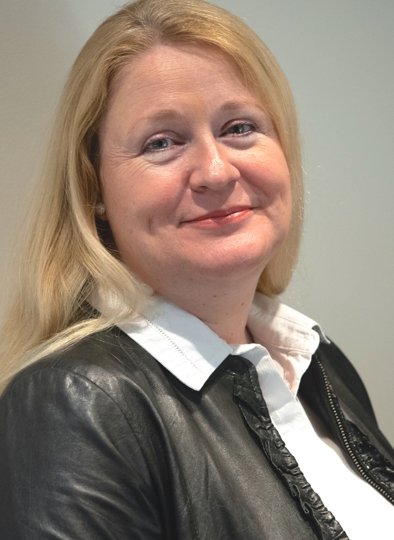 Karen Crowshaw - Team Member - eXceeding